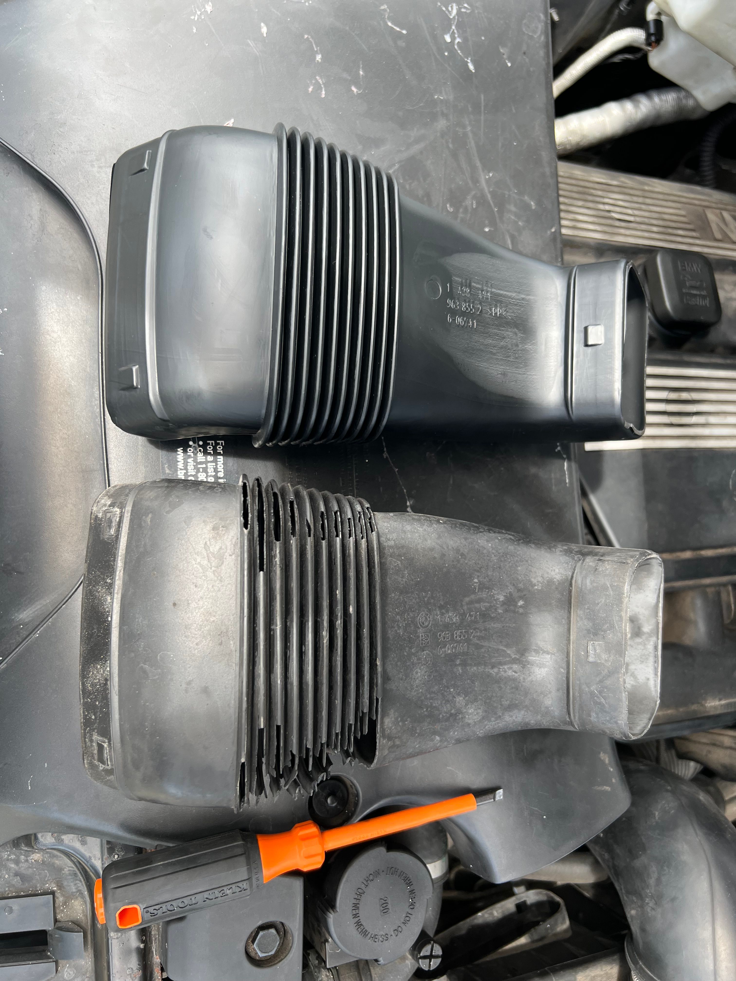 Air Intake Hose 13711438471 for BMW E53 X5 Series 2001-2006